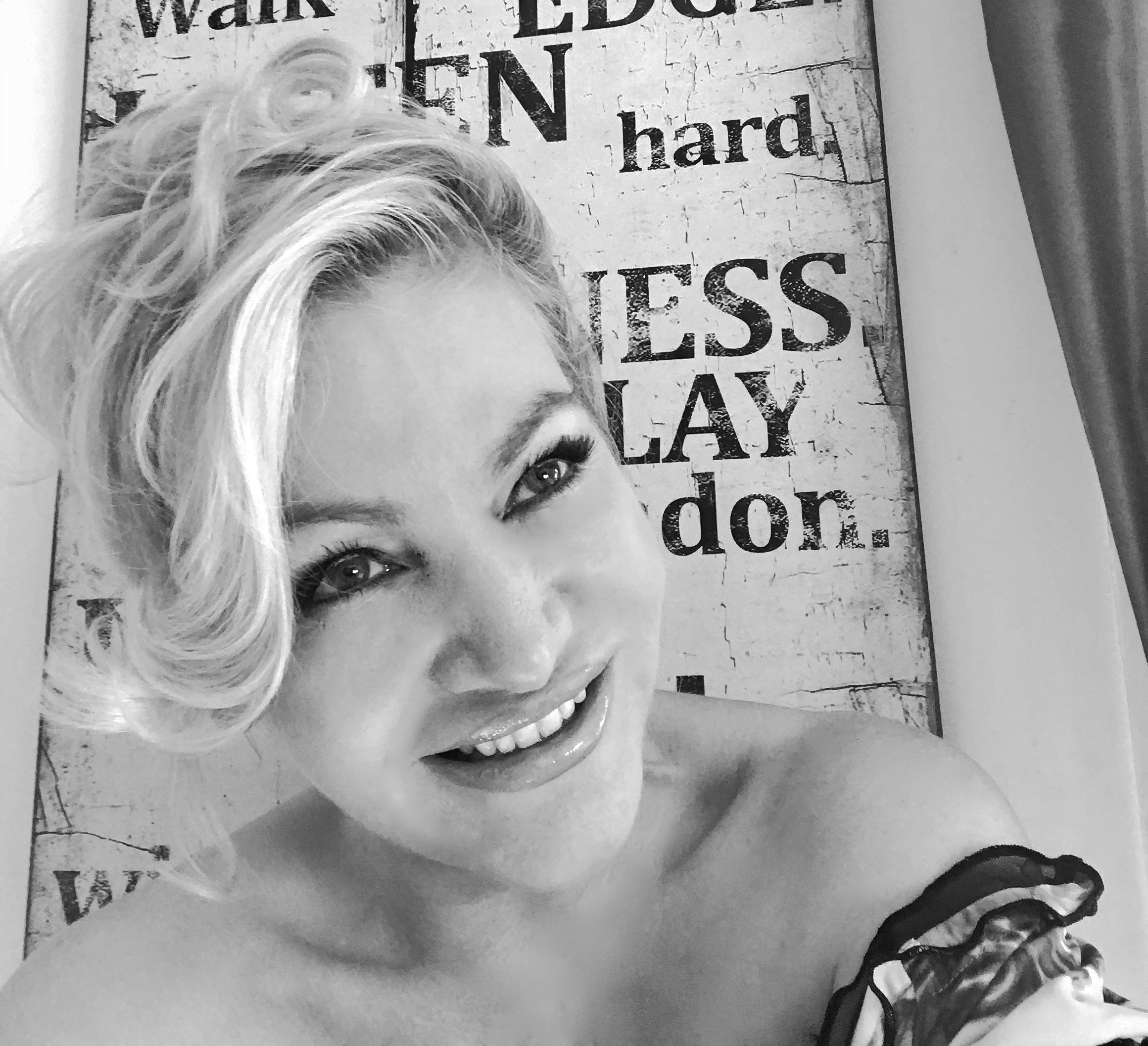 Splash » Sally London